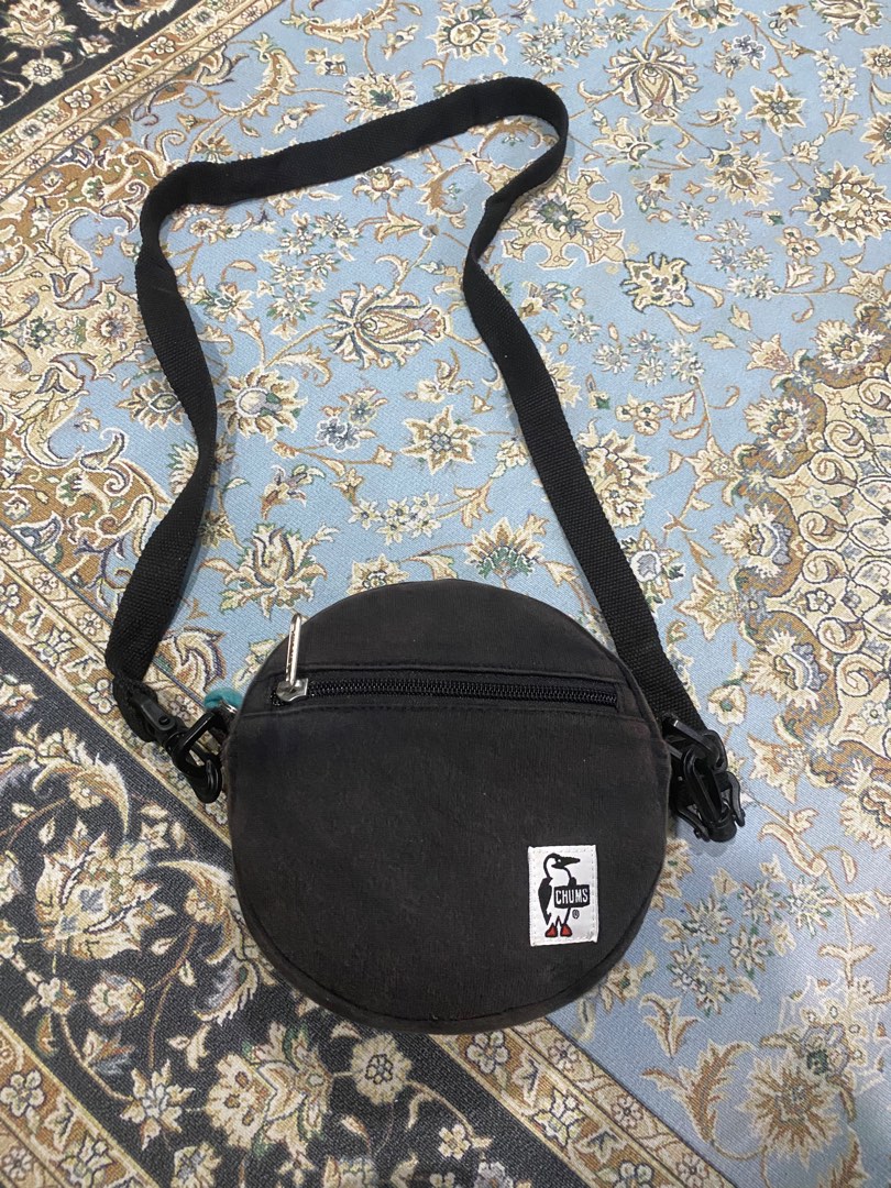 Chums Sling Bag, Men's Fashion, Bags, Sling Bags on Carousell