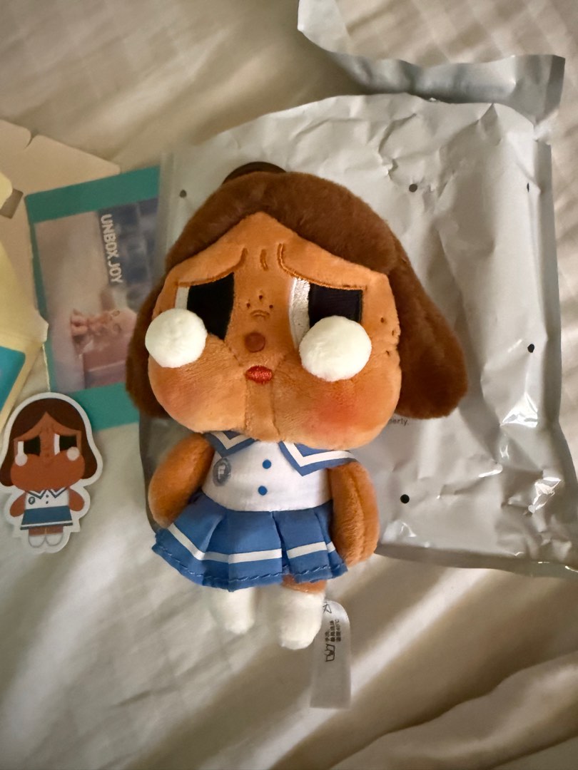 Cry Baby Sunset Concert (authentic Pop Mart), Hobbies & Toys ...