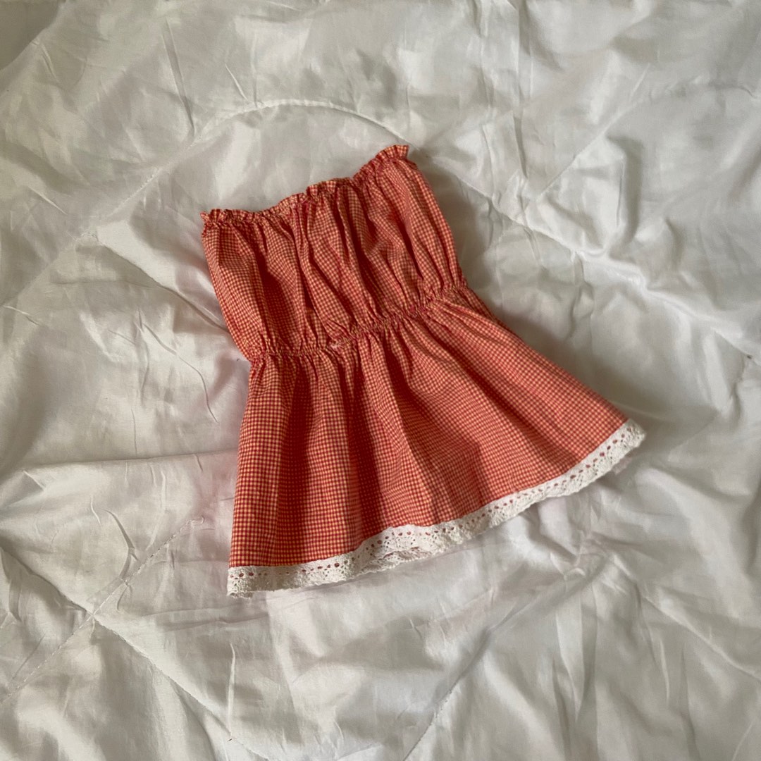 Dainty Red gingham top with lace detial, Women's Fashion, Tops ...