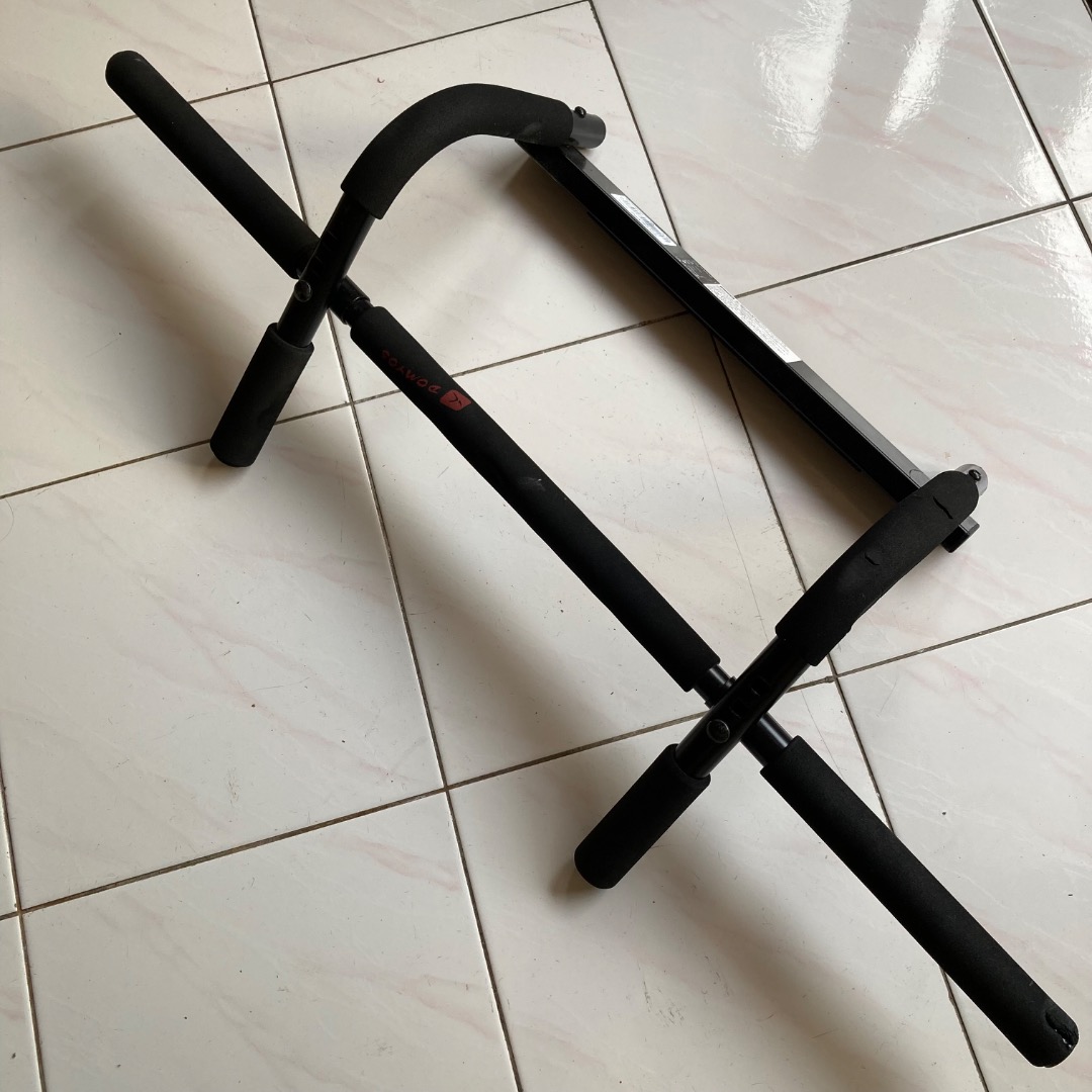 Decathlon Domyos pull up bar for door, Sports Equipment, Exercise ...