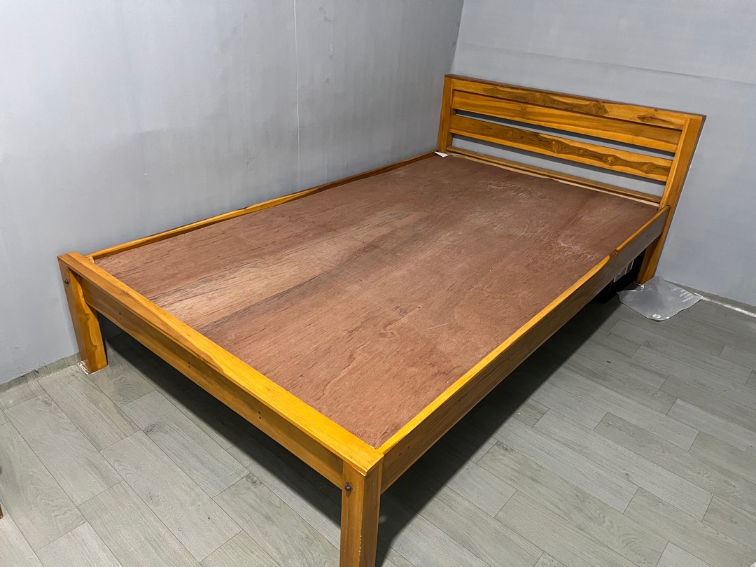 DIPAN KASUR KAYU 120 x 200cm, Barang Yang Dicari di Carousell