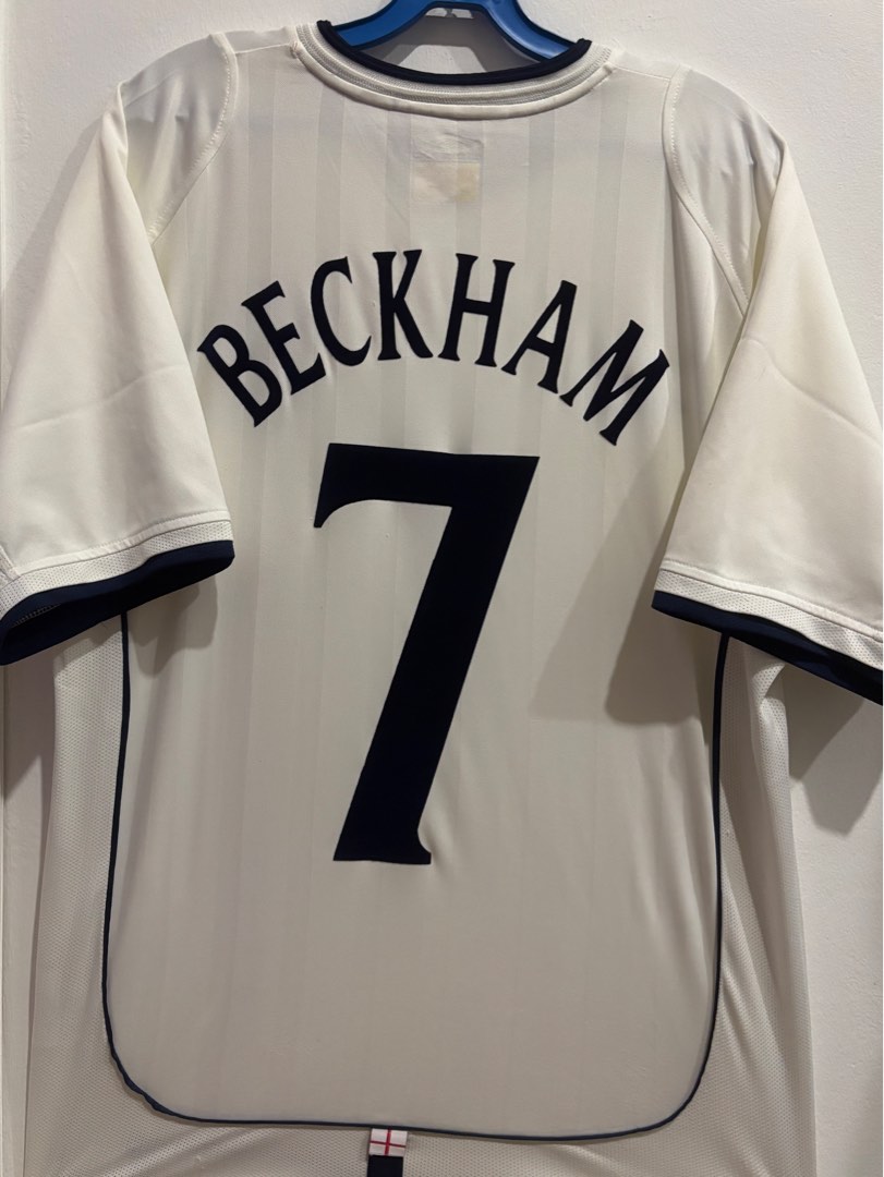 England Beckham 2002/03 Home Kit, Men's Fashion, Activewear on Carousell