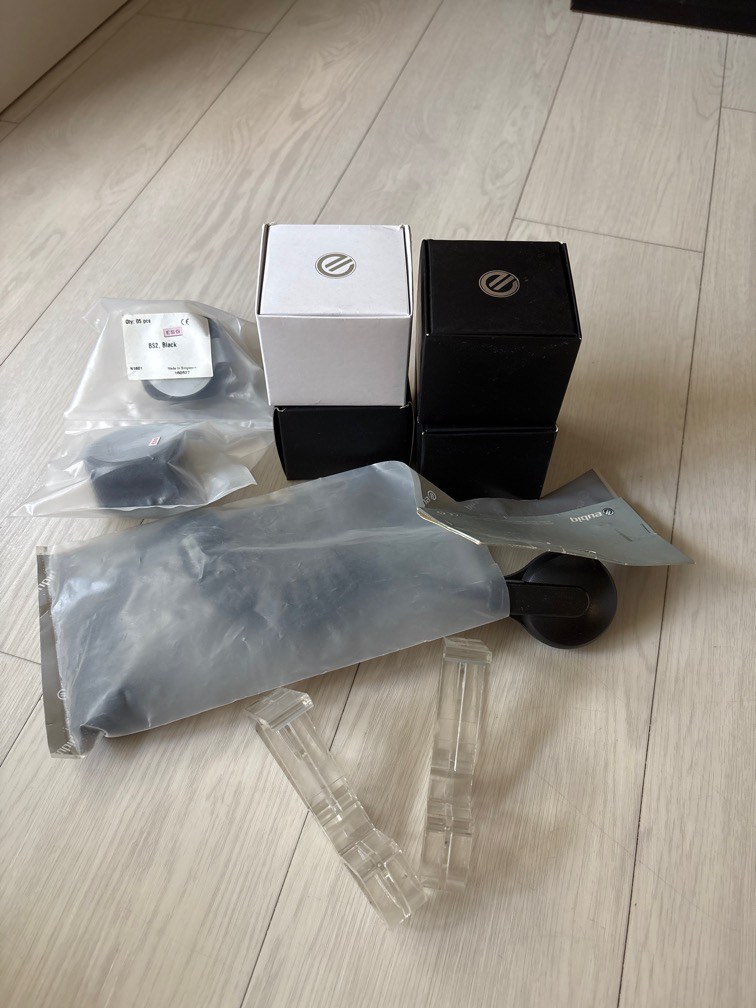 Eubiq plug and cord set and stand, TV & Home Appliances, Electrical ...