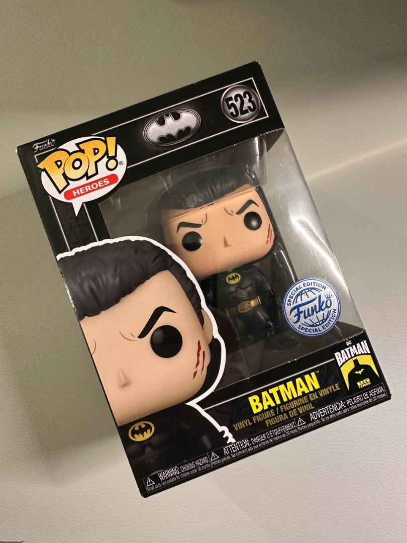 Funko Pop! DC Batman #523 - 85th Anniversary (Special Edition), Hobbies ...