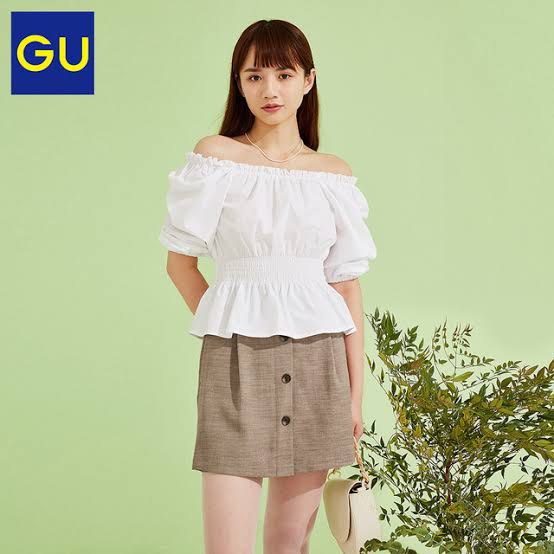GU by Uniqlo skort, Women's Fashion, Bottoms, Shorts on Carousell