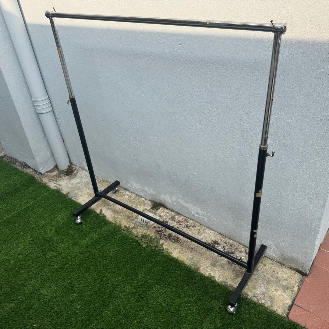 Heavy Duty Clothes Railing Extendable with Wheels, Furniture & Home ...