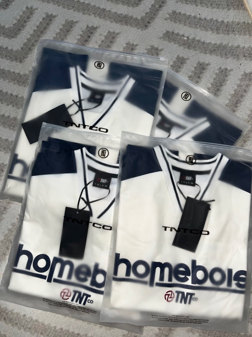 Homebois x TNTCO, Men's Fashion, Activewear on Carousell