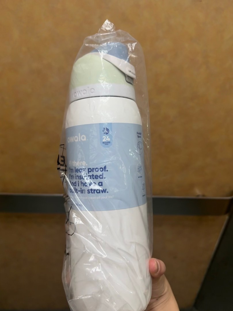 In stock Owala iced breeze 40oz, Furniture & Home Living, Kitchenware ...