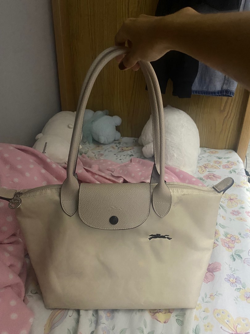 Long Champ Cream Long Handle Le Pilage (Medium), Luxury, Bags & Wallets ...