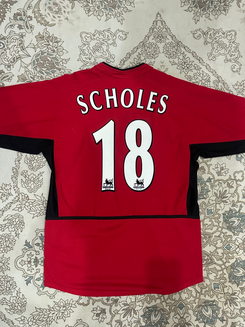 Manchester United, Men's Fashion, Activewear on Carousell
