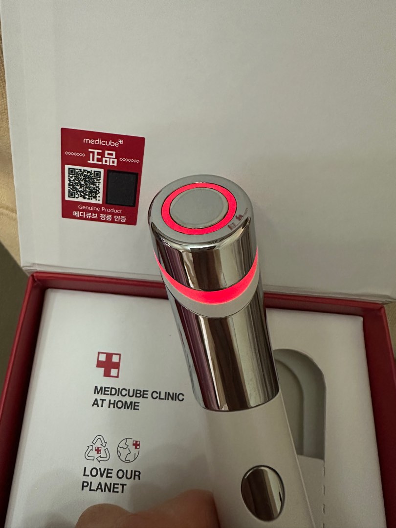Medicube age-r ATS air shot, 美容＆個人護理, 健康及美容 - 皮膚護理, 面部 - 面部護理 - Carousell