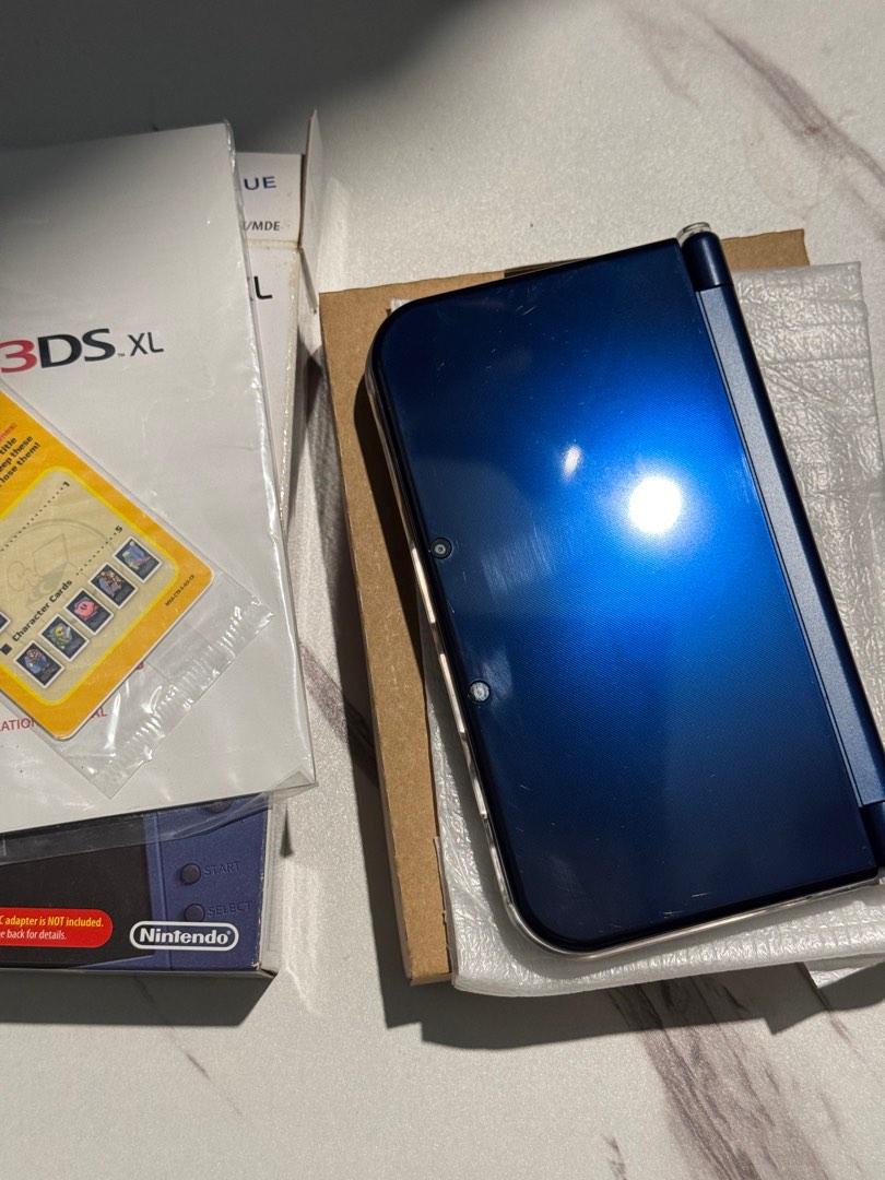New Nintendo 3DS XL, Mobile Phones & Gadgets, Other Gadgets on Carousell