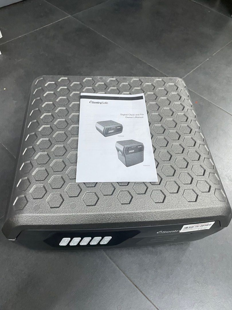 SentrySafe CHW30300 Fire and Water-Resistant Chest Safe with Digital ...