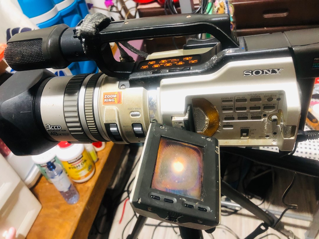 Sony Videocam VX 2000, Photography, Video Cameras on Carousell