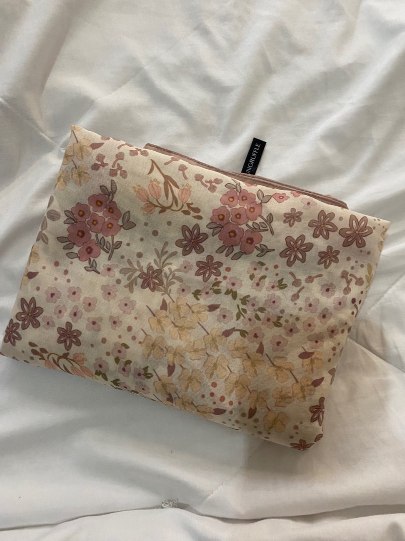 Tudung Ruffle Rempah Ratus Square Bawal Black Label, Women's Fashion ...