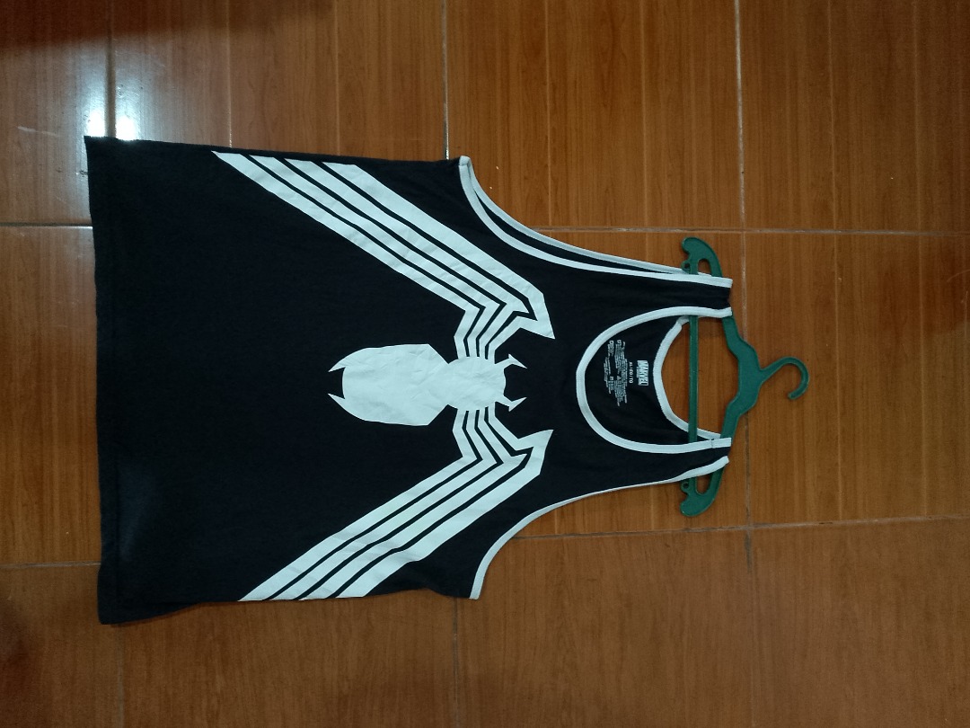 Venom Sando, Men's Fashion, Activewear on Carousell