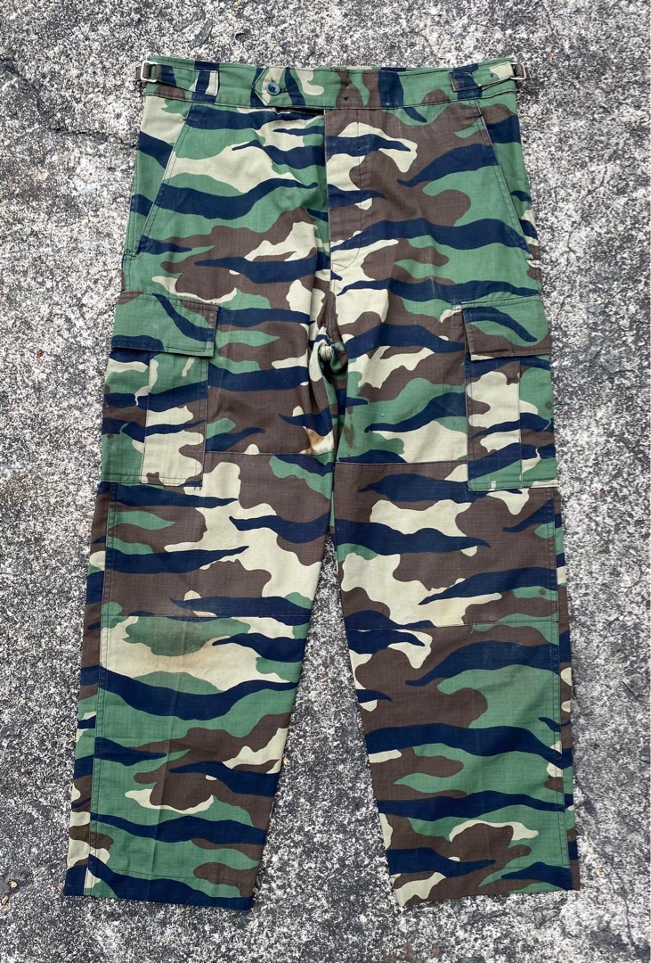 VINTAGE LORENG ATM, Men's Fashion, Activewear on Carousell