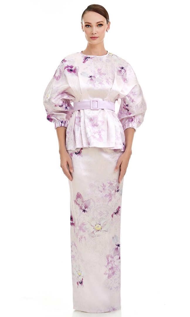 Wanzar Theodora Kurung in Sakura Grape, Women's Fashion, Muslimah ...
