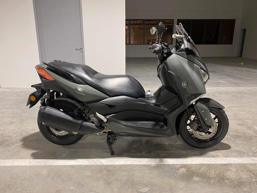 YAMAHA XMAX 300 CVT V1 (COE till Apr 2030), Motorcycles, Motorcycles ...