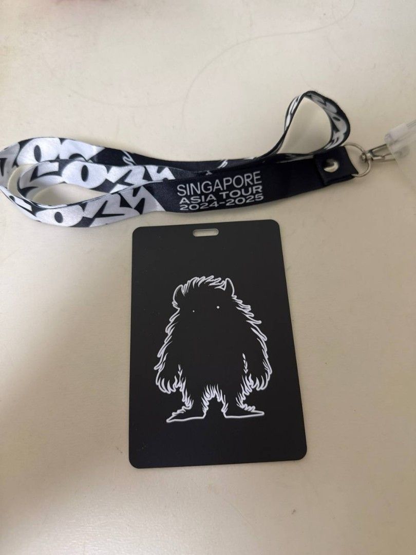 YOASOBI 2025 ASIA tour Vip Merchandise, Hobbies & Toys, Memorabilia ...
