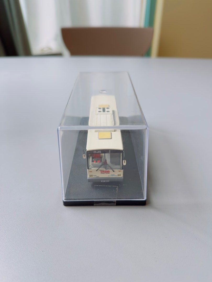 巴士模型： P&T KMB Dennis 9.0 M Carlyle Dart bus model AA2 RT2, 興趣及遊戲, 玩具 ...
