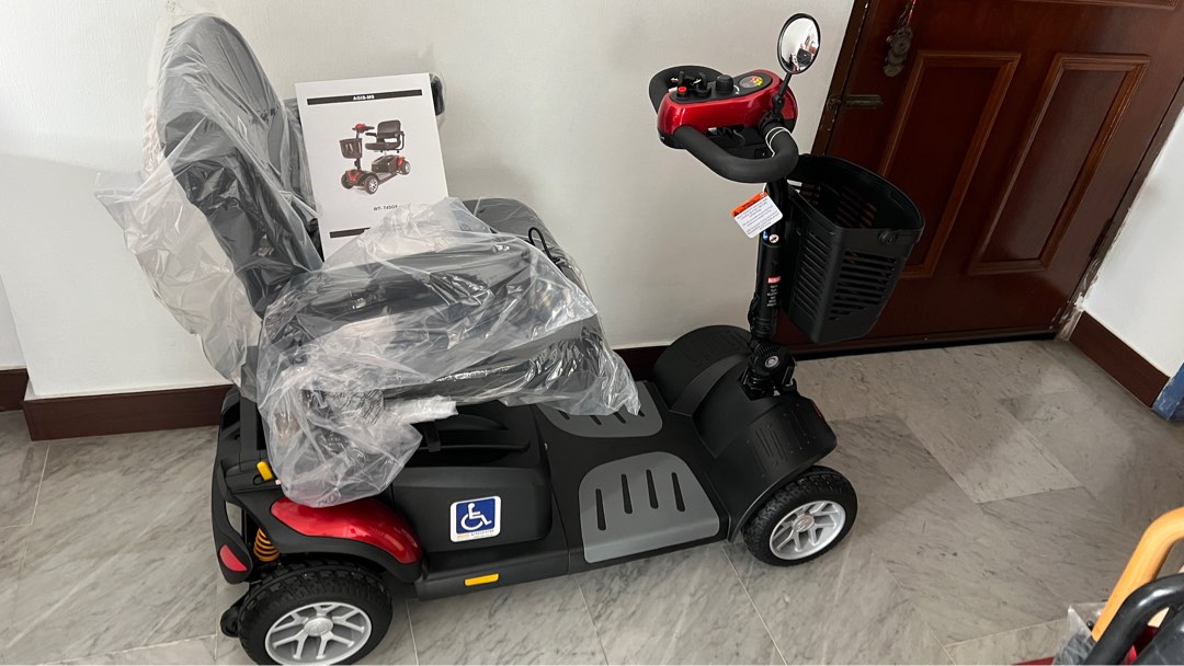 AGIS M9 Medium Size Senior PMD Not Mobot Wheelchair Escooter, Sports ...