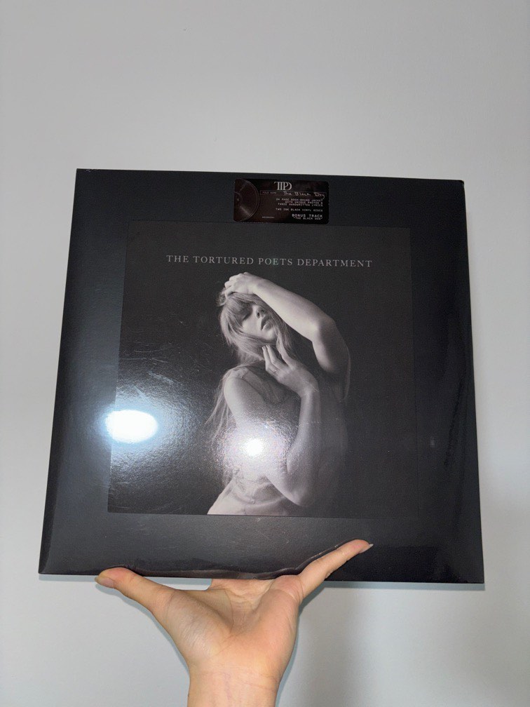 [BNIP] taylor swift ttpd the black dog vinyl record, still ...