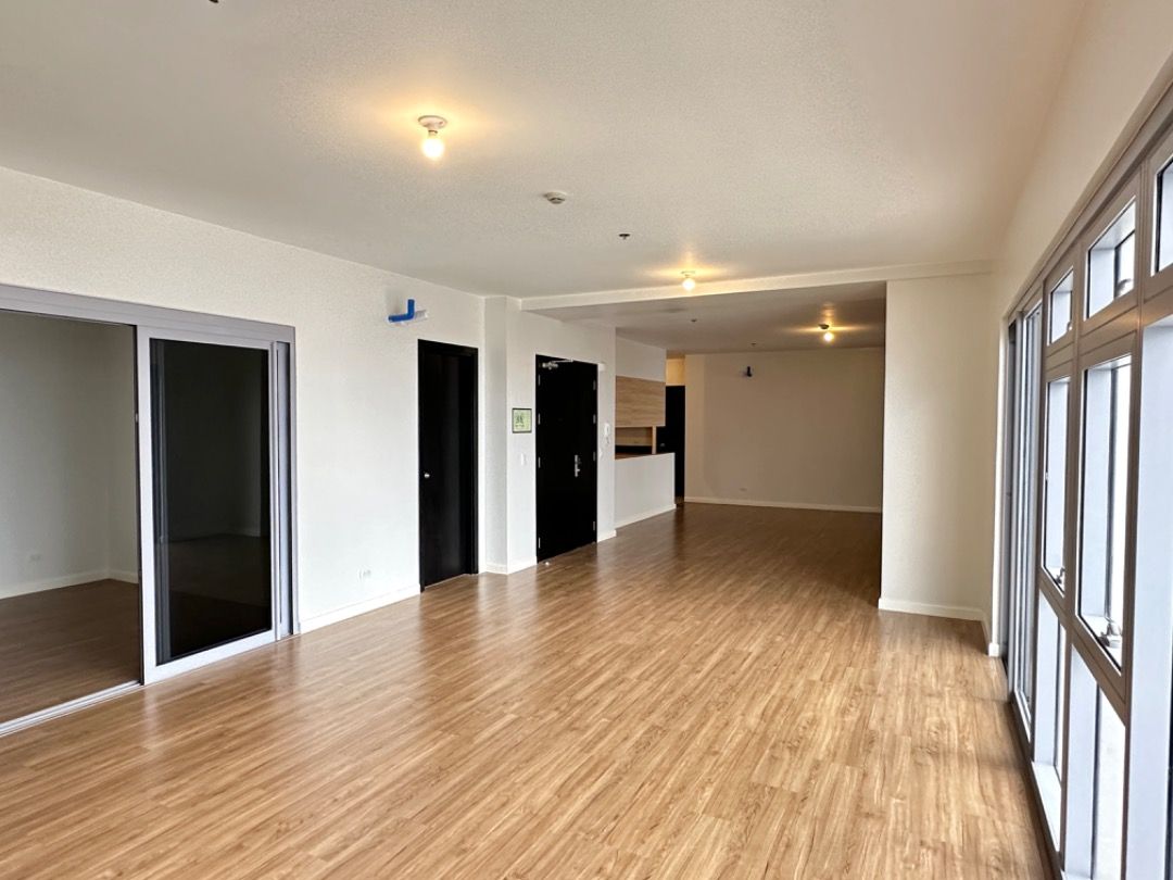 Brand New 3BR Penthouse unit in Park Triangle Residences, BGC, Property ...