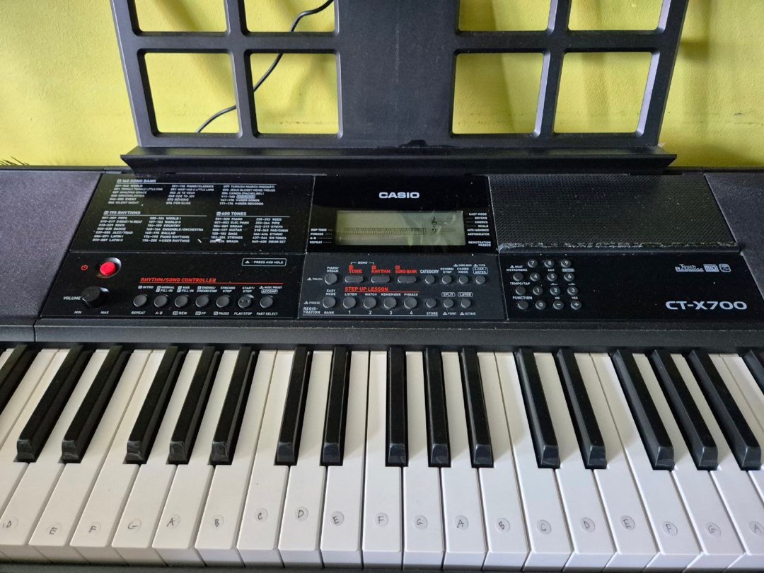 Casio CT-X700, Hobbies & Toys, Music & Media, Musical Instruments on ...