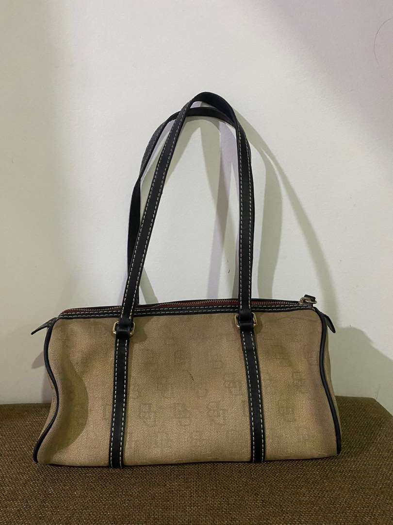 Dooney & Bourke long hande bag, Luxury, Bags & Wallets on Carousell