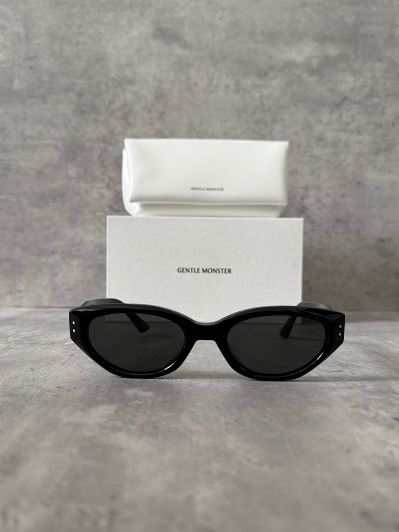 Gentle Monster ROCOCO - 01 Black Tinted Sunglasses, Luxury, Accessories ...