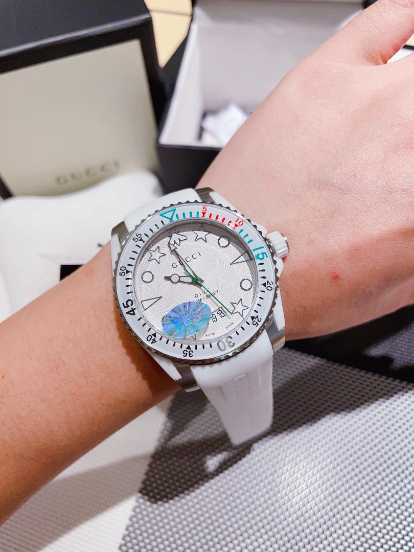 Gucci's new unisex diving watch, Luxury, Watches on Carousell