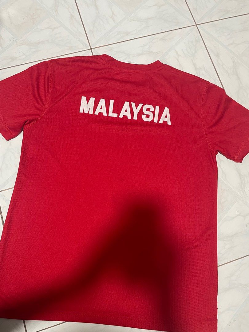 jersey hoki mhc malaysia, Men's Fashion, Activewear on Carousell