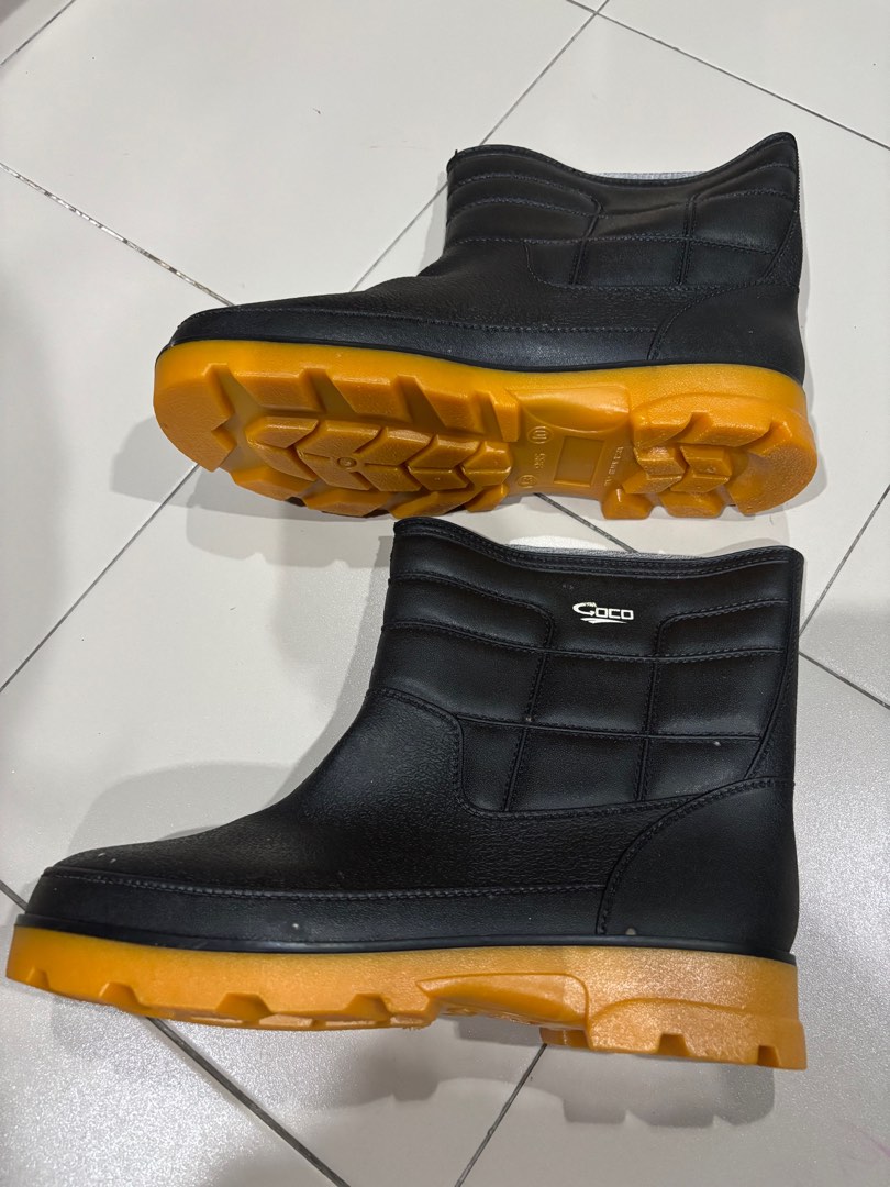 Kasut Getah Baru, Men's Fashion, Footwear, Boots on Carousell
