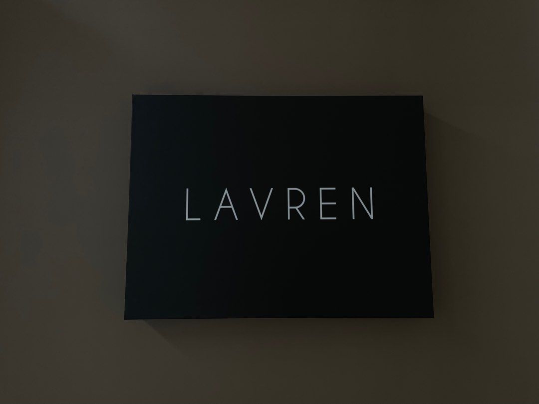 LAVREN D'Anna Edition Latte (Shawl) Minor Defect Without Box, Women's ...