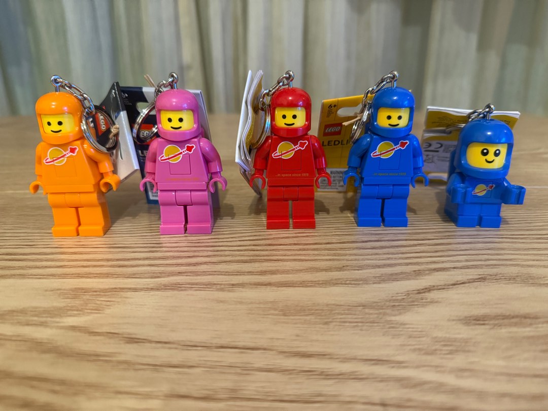 LEGO Classic Spaceman LED lite, 興趣及遊戲, 玩具 & 遊戲類 - Carousell