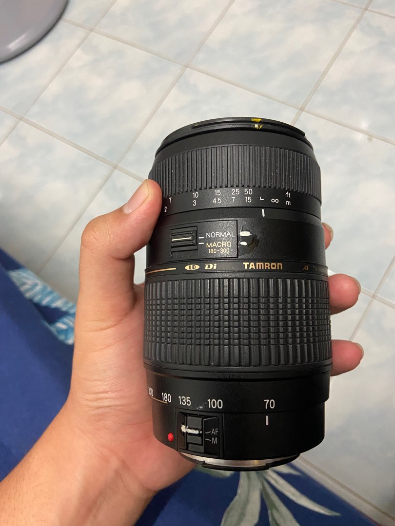 Lens tamron 70-300mm tele macro, Photography, Lens & Kits on Carousell