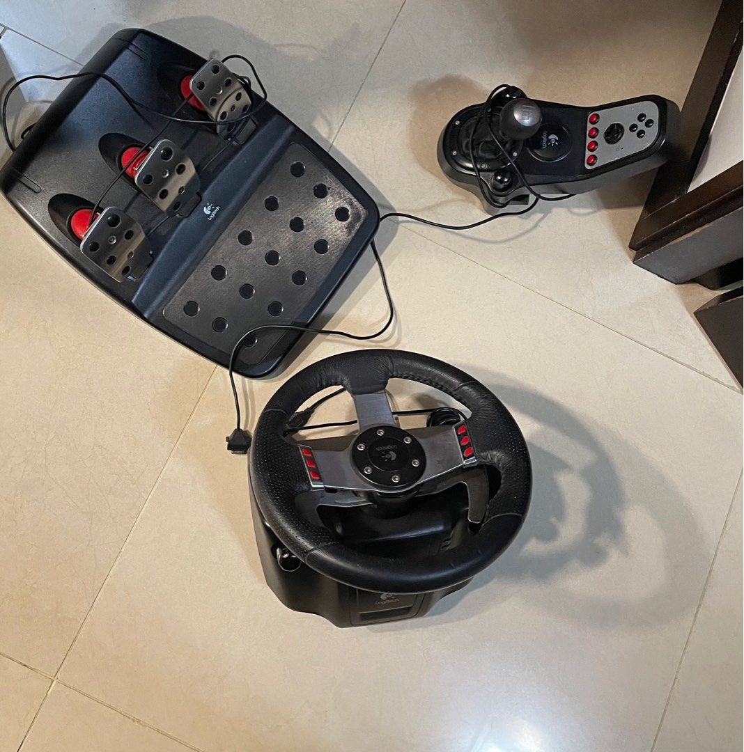 Logitech G27 Racing Wheel + Pedal & Shift, 電腦＆科技, 電腦周邊及配件, 電腦周邊產品 ...