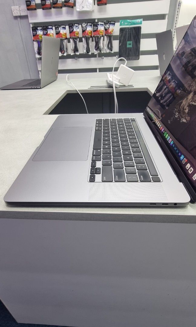 Macbook pro2019(A2141)16-inch[i7][16gb Ram][500gb Ssd][Touch bar], Computers & Tech, Laptops ...
