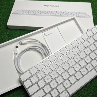 UK Magic Keyboard with Touch ID and Numeric Keypad, Computers & Tech ...