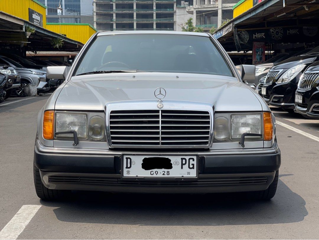 MERCY 300CE AT SILVER 1989 2DOOR SUPER ANTIK TERAWAT, Mobil & Motor ...