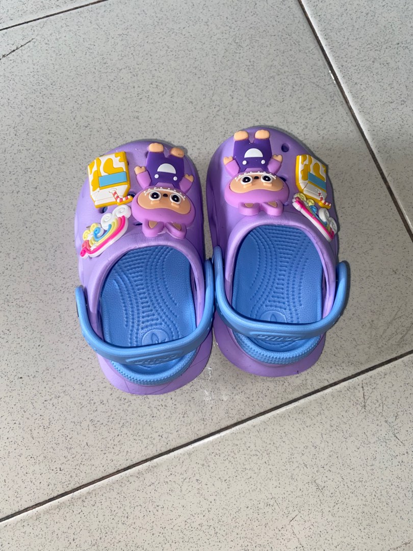 NEW Sendal baim labubu warna ungu biru, Bayi & Anak, Lainnya di Carousell