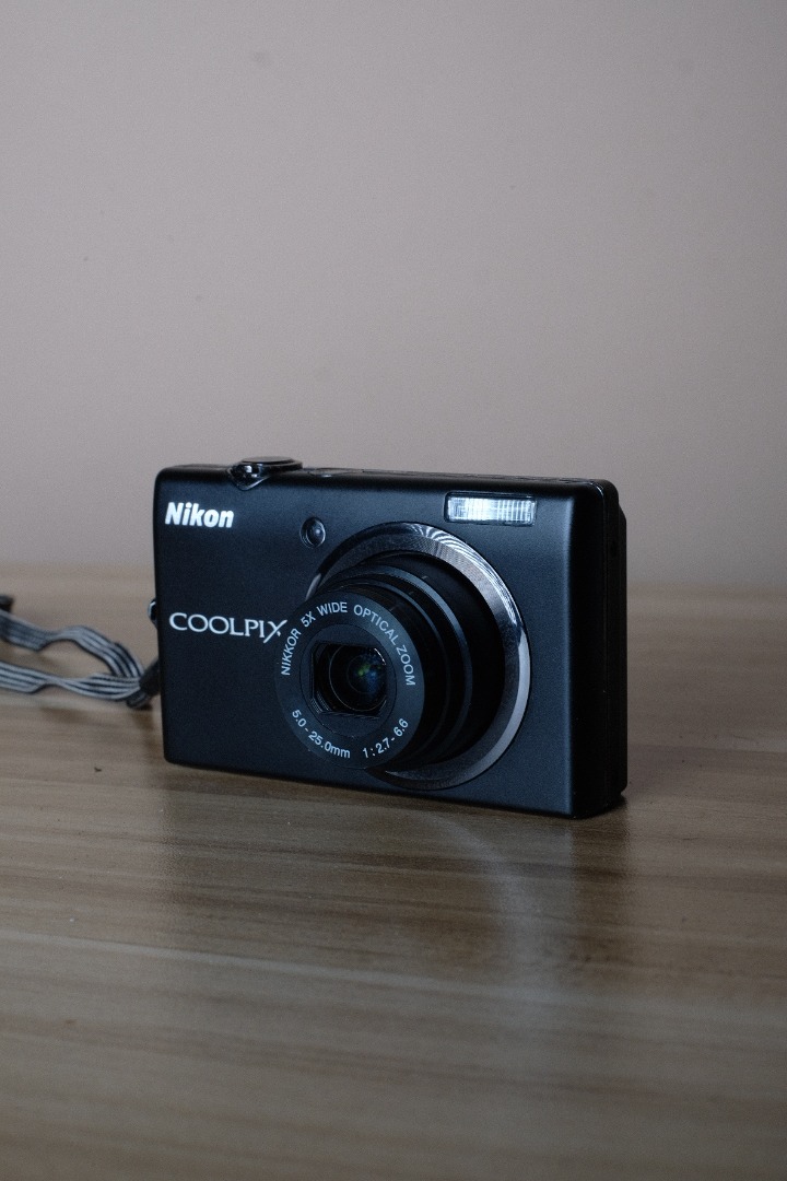Nikon Coolpix Digicam, Photography, Cameras on Carousell