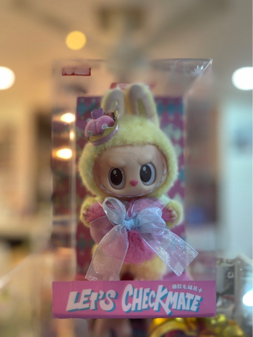 Queen Labubu Yellow Popmart, Hobbies & Toys, Toys & Games on Carousell