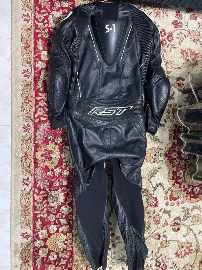 rst racing suit, Motorcycles, Motorcycle Apparel on Carousell