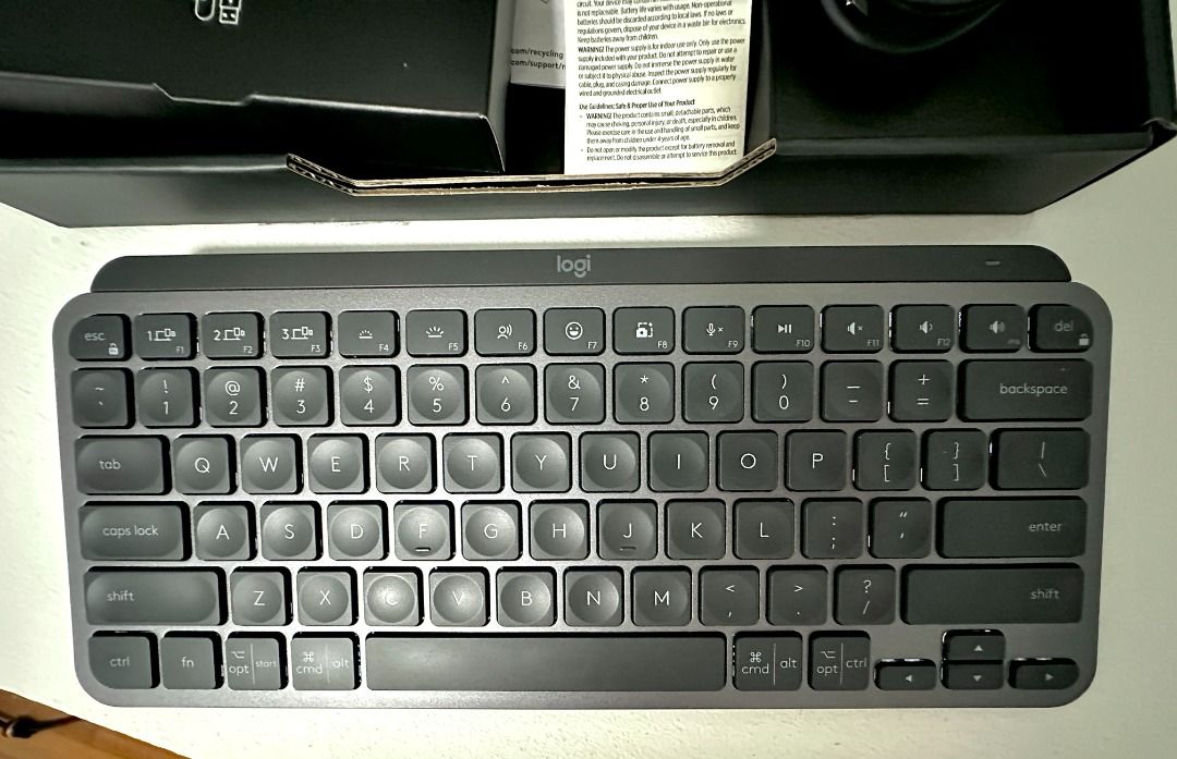 [SELL] [LIKE NEW!] Logitech MX Keys Mini (Full Wireless, Backlight, USB ...