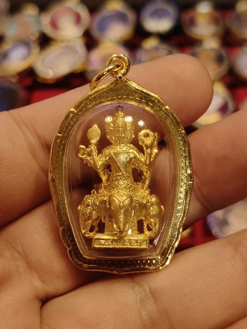 Thai Amulet - 4 Faces Buddha. Phra Phrom - Gold Casing, Hobbies & Toys, Memorabilia ...