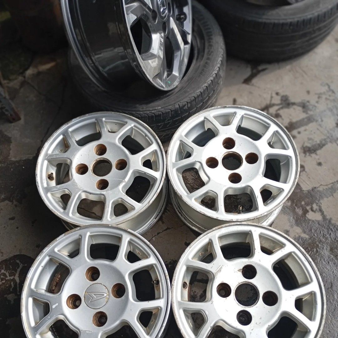 Velg Mobil oem original Daihatsu Espass, Aksesoris Mobil di Carousell