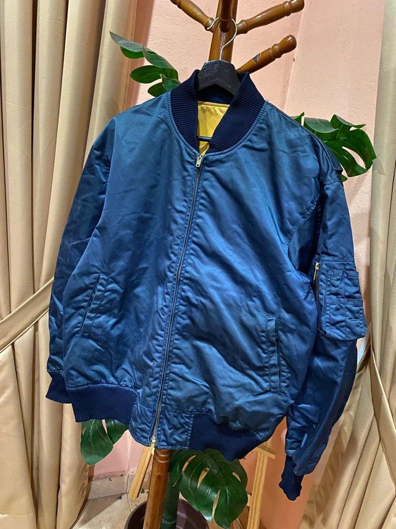 VINTAGE 90s BOMBER JACKET, Men's Fashion, Coats, Jackets and Outerwear ...