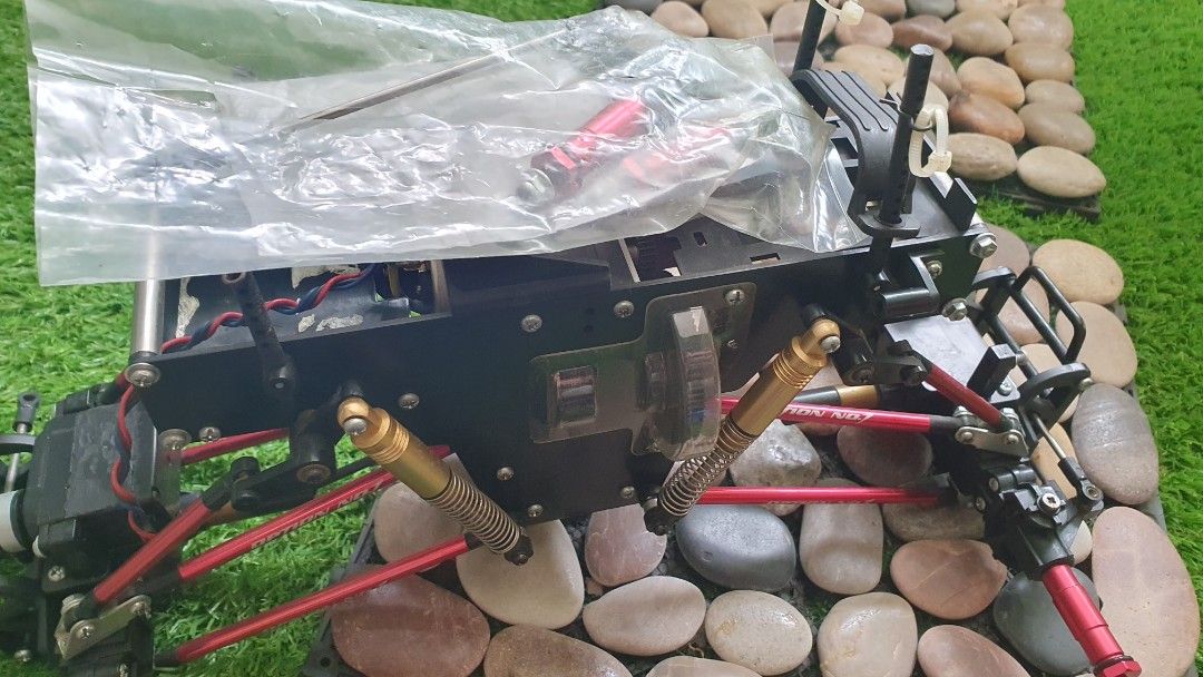 Vintage modified Tamiya TLT-1 RC crawler with blue 1:18 shell, Hobbies ...